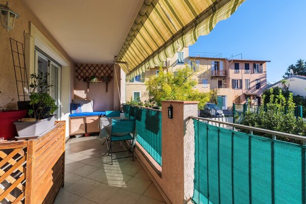 Large 2 Room Apartment And Beautiful Terrace - Villefranche-sur-Mer