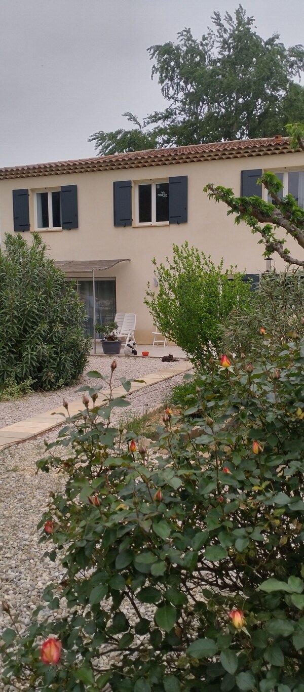 Country House With Pool - Aix-en-Provence