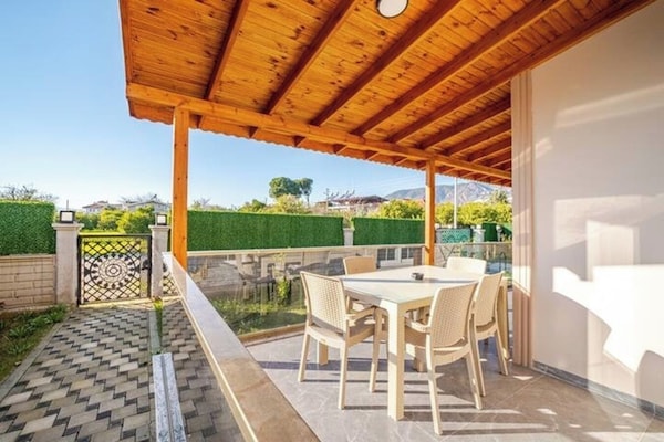 4-bedroom Villa In Peaceful Köyceğiz With Ac - Köyceğiz