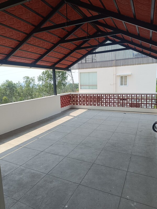Charming 3-bedroom Bungalow With Wifi In Bengaluru - Bengaluru