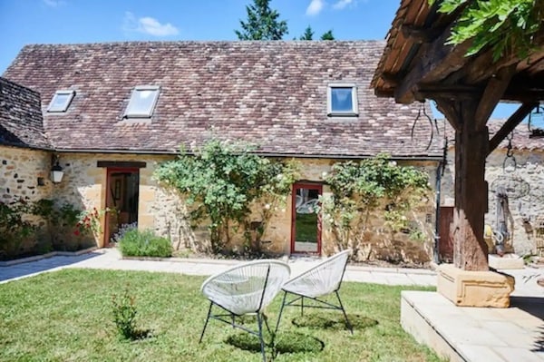Getaway In The Heart Of Périgord Noir: Charm, Nature And Relaxation For Two! - Le Buisson-de-Cadouin