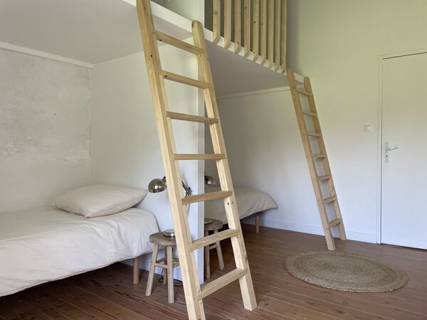Chambre Partagée 4 Lits En Alcove - Sdb Partagée - Saint-Bonnet-de-Chavagne
