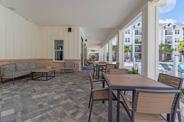 2br Sunspot: Poolside Living In Apollo Beach - Apollo Beach, FL