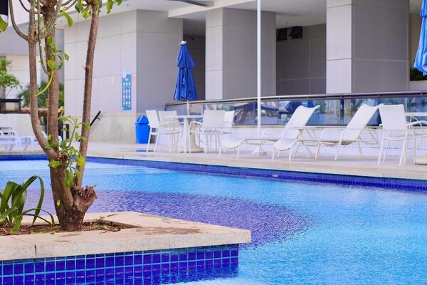 19th Floor Apartment, Swimming Pool, Garage, Gym, Next To Shopping Salvador. - Bahía
