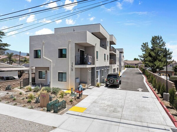 Elegant 3-bedroom House In Delightful Upland - Rancho Cucamonga, CA