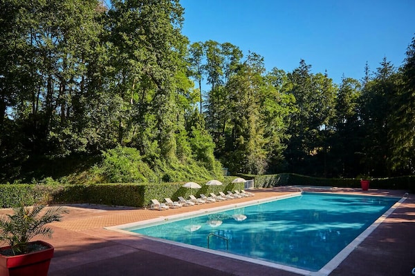 Mobil Home Relaxant Et Piscine Conviviale - Saint-Chéron