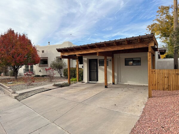 Downtown Charming Casita -  Walkable, Dog Friendly - Las Cruces, NM