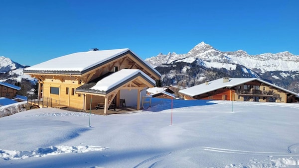 Chalet "Les 2 Sœurs" Avec Vue Sur Les Montagnes, Terrasse Privée Et Wi-fi - Arêches