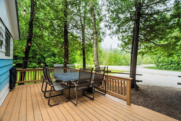 The Great Lakes Cabin At Sauble Beach - Sauble Beach