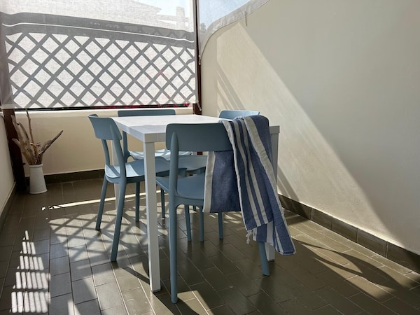Appartement 'Dimora Azzurra' Avec Jardin Privé, Balcon Et Climatisation - Santa Marinella