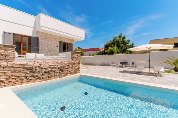 Holiday Home 'Jox House 102' With Shared Pool, Wi-fi And Air Conditioning - Torre Lapillo