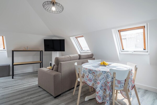 Apartamento 'Muelle' Con Vistas Al Mar Y Wi-fi - El Grove