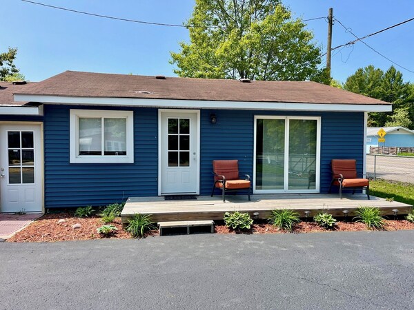 Charming 2-bedroom Cabin With Wifi, Ac In Serene Oscoda - Oscoda, MI