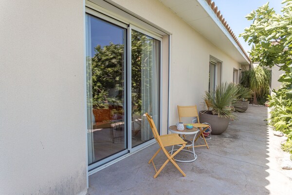 Room 'Nomade' With Shared Pool, Wi-fi And Air Conditioning - Perpignan
