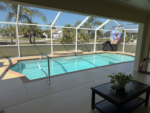 Spacious Private Home 4br 3 Ba W/heated Pool - Port Charlotte, FL