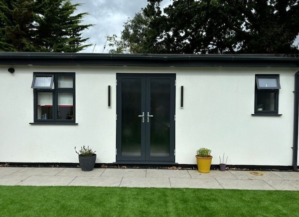 Guest House In London - 루즐립
