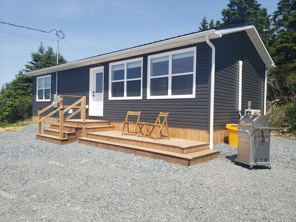 Beautiful Brand New Cottage Overlooking The Islands Of Pleasant Harbour - Nova Scotia