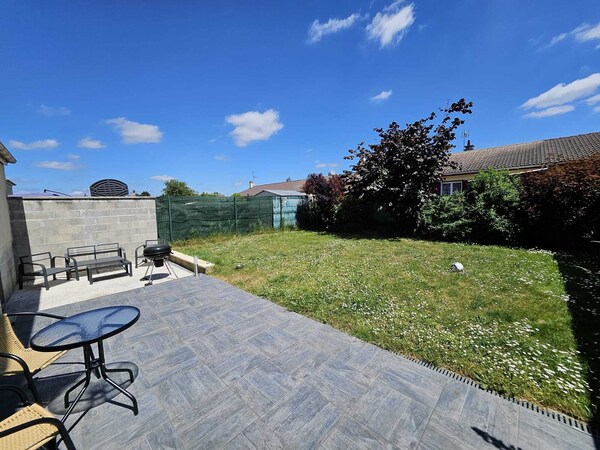 2 Bedroom Private Vacation Home - Pierrefonds