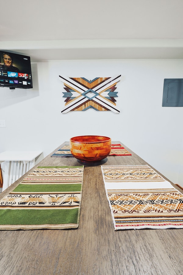 This Apartment Is A 2 Bedroom(s), 1 Bathrooms, Located In Sheridan, Wy. - Wyoming