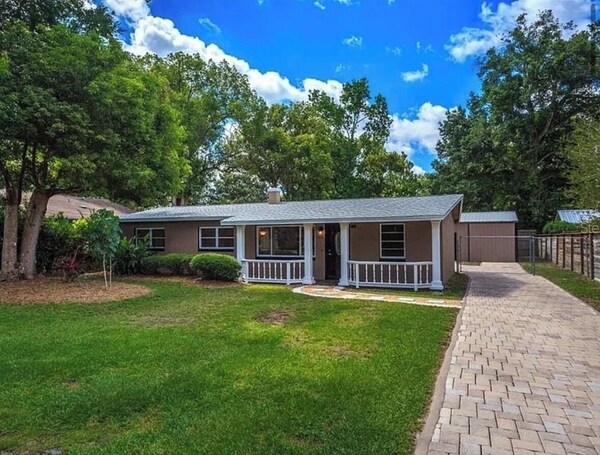 This Quite Retreat In The Heart Of Orlando. Located On A Peaceful One Lane Road. - Winter Park, FL