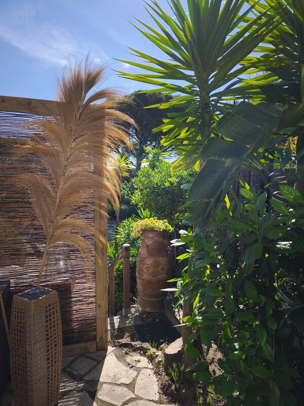 Air-conditioned Enclosed Private Garden Swimming Pool Parking Wifi Private Estate Near Sea - Gassin