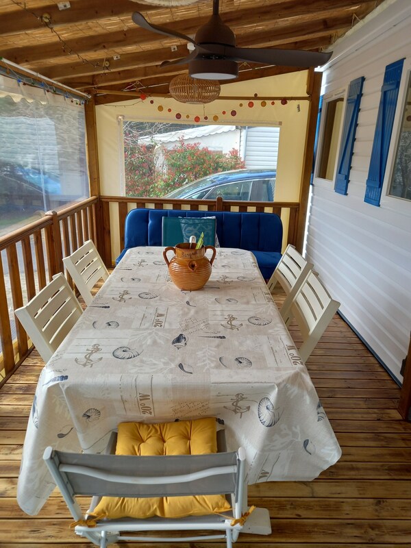 Location Mobil Home  Dans Un Camping 4 éToiles Les Embruns Face à La Forêt. - Lège-Cap-Ferret