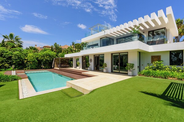 Modern Sea View Villa Benalmádena - Benalmádena