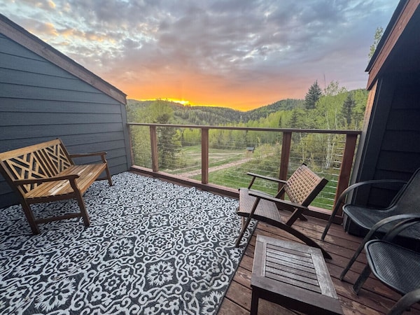 The Oak Cottage Ski In Out Pool Hot Tub Views Of Lutsen Mtn - Lutsen, MN