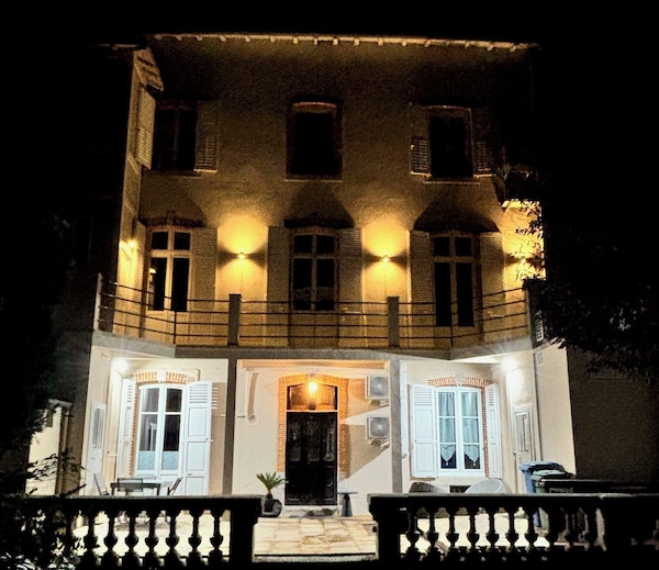1 Bedroom Private Vacation Home In Limoges - Haute-Vienne