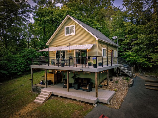 Lakefront Property W/ Private Dock - Sleeps 8 With Kayaks, Sup, & H2o Trampoline - White Pine, TN