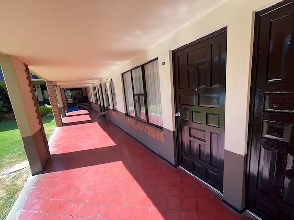 Hotel Villa Capri, 2 Camas Dobles 4 Huéspedes - Morelia