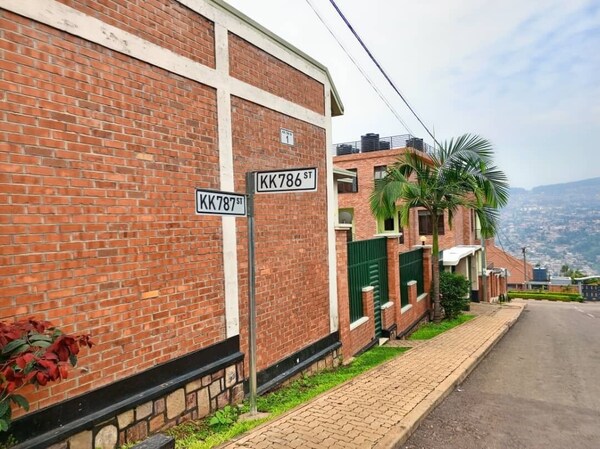 Cozy Studio Centrally Located In Kigali With Wifi, Hot Shower... - Kigali