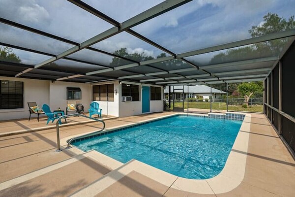 4br Pool Home Centrally Located In Sunny Sw Ocala All Situated On Half Acre! - Ocala, FL