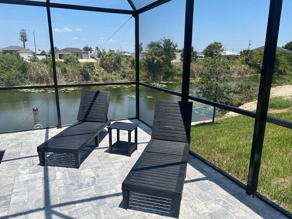 2 New, Stunning Homes With Heated Saltwater Pools And Piers! - Fort Myers