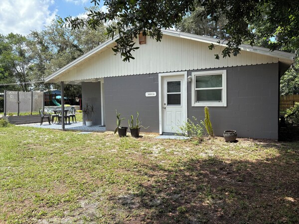 Charming 1-bedroom Cottage Pet/kid Friendly - Inverness, FL