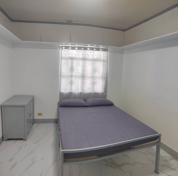 2-bedroom House In Fabulous Orani With Wifi, Ac - Hermosa
