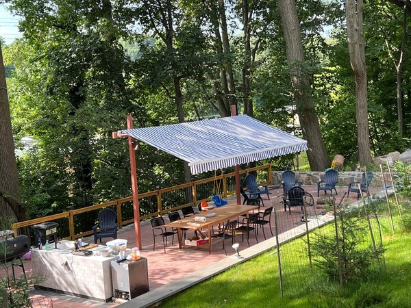Loft Apartment With Full Kitchen Cozy Nook + 2 Sofa Beds & All Modern Electronic - Sleepy Hollow, NY