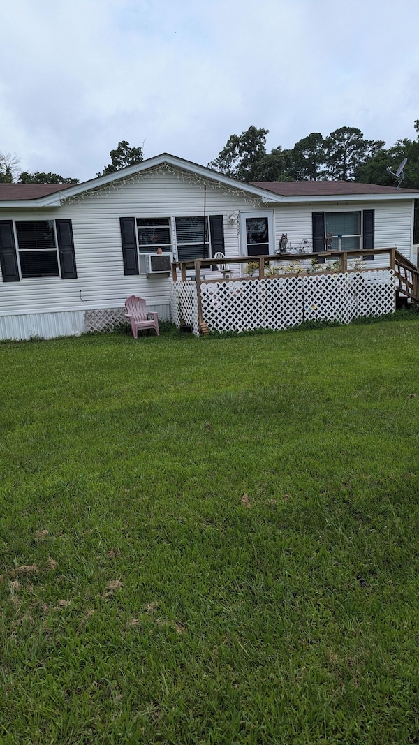 2-bedroom Double Wide Mobile Home With Truck & Trailer Parking.on Lake Palestine - Waterpark at The Villages, Flint