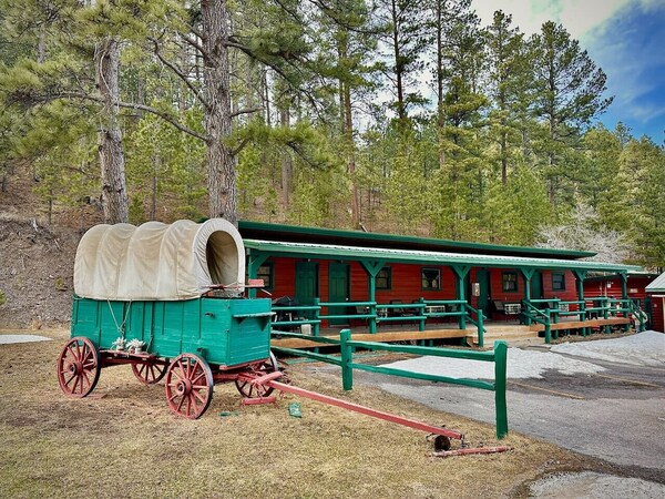 Ponderosa Pines: Room 19 Peaceful Pines - Lead, SD