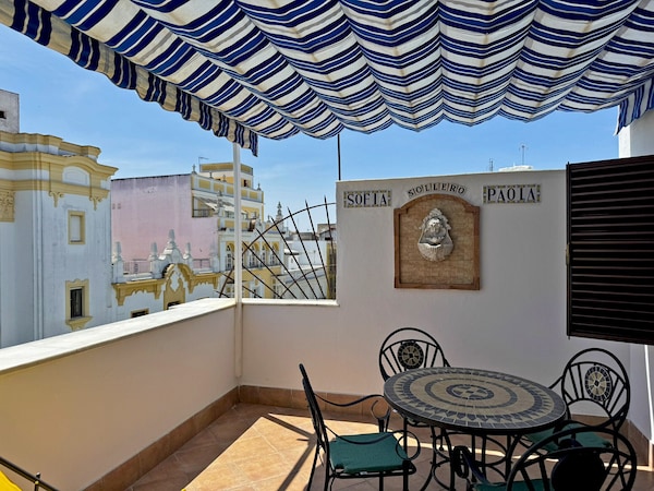 Larga Suite 46 - Ole Solutions - Jerez de la Frontera