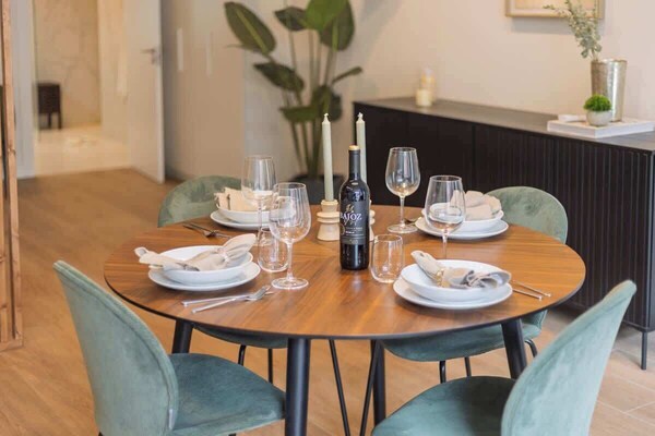 Explore Valencia Luxury Meets Comfort - Mislata