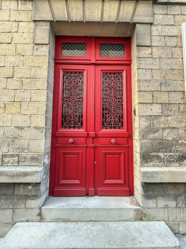 La Maison Du 18, Charming B&b For 1 To 6 People In The Heart Of Chantilly - Chantilly