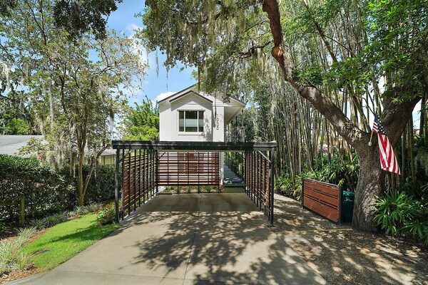 "The Skinny" On Lake Gertrude! B2g1 Night Free In July! - Mount Dora