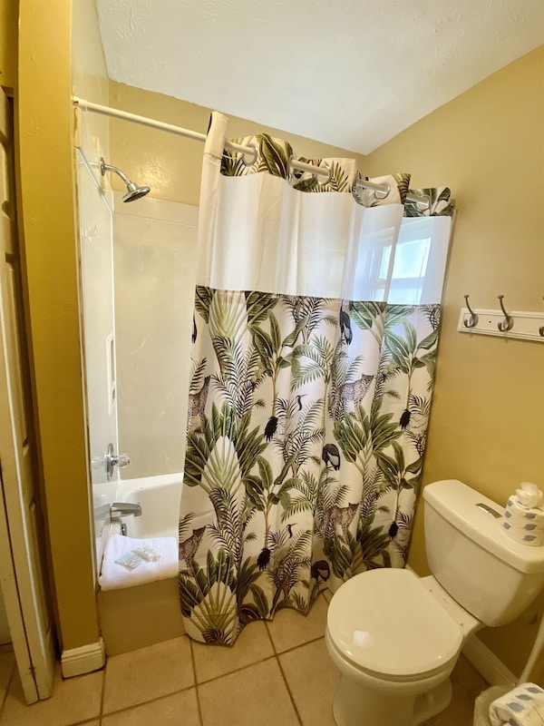 Pet-friendly House On The Beach With Hot Tub - Panama City Beach, FL