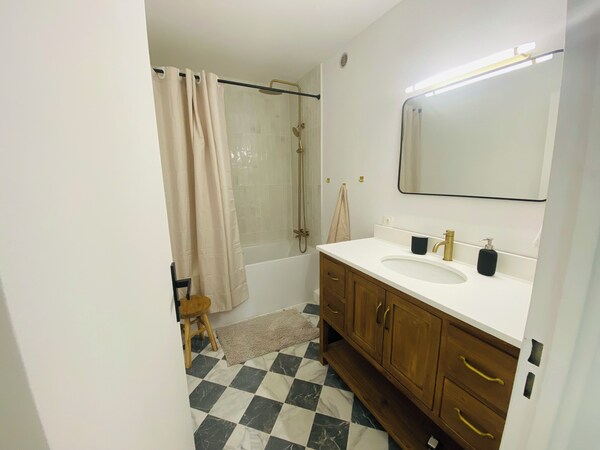 3 Rooms - Parking - Air-conditioning - Wifi - 10 Mins Walk From Town Center - Palavas-les-Flots