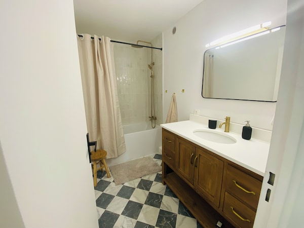 3 Rooms - Parking - Air-conditioning - Wifi - 10 Mins Walk From Town Center - Palavas-les-Flots