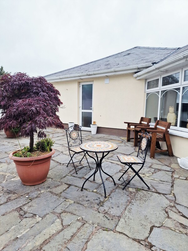 Cosy Self-catering Studio - Bandon