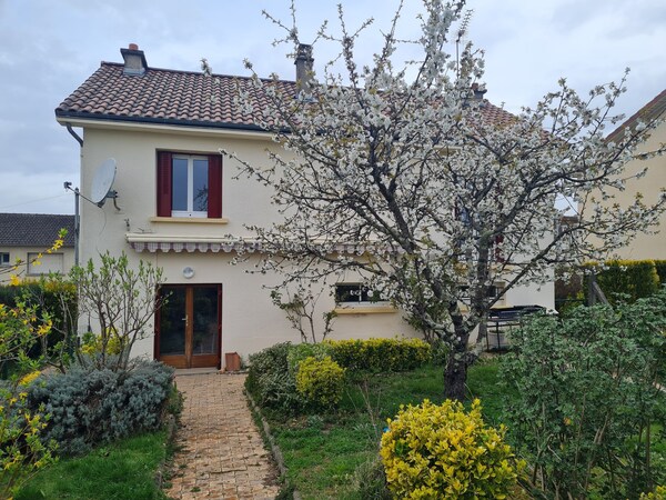 Logement Cosy Et Petit Jardin Au Cœur Doradour - Centre de la Mémoire d'Oradour sur Glane