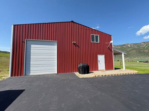 Charming 3-bedroom Barn With Ac, Wifi In Delightful Lava Hot Springs - Lava Hot Springs, ID
