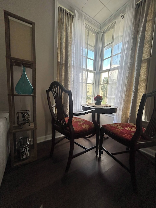 Second Story Apartment With Castle View - Saint Joseph, MO